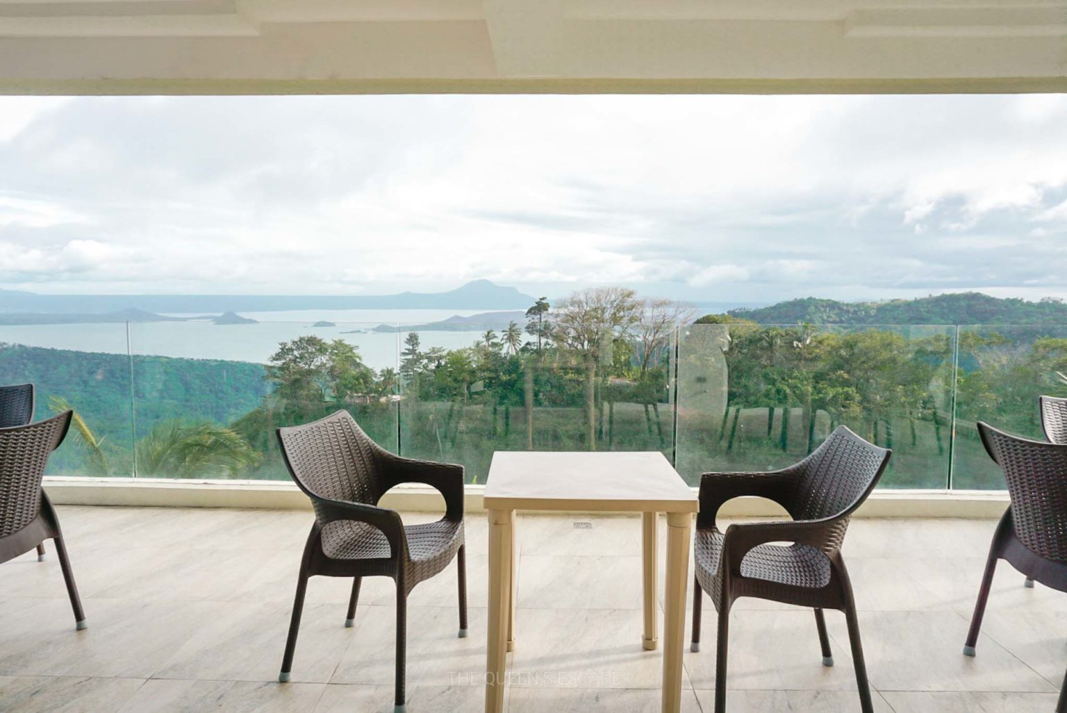 Chill Chill House: AirBnB in Tagaytay City with Stairway to Heaven ...