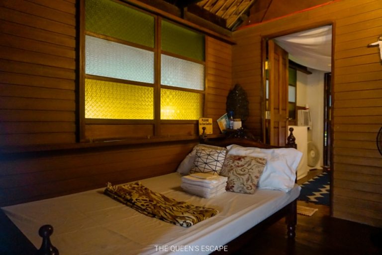 Tanaw sa Anilao: A Native Filipino Beach House in Mabini, Batangas ...