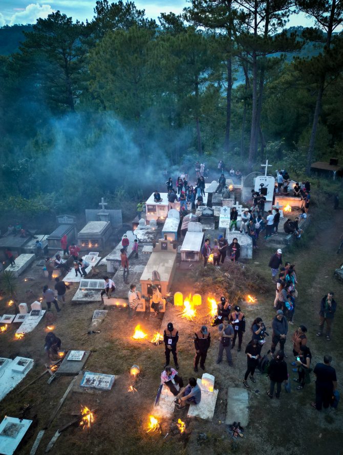Panag-apoy: A Night of Remembering the Dead in Sagada - The Queen's Escape