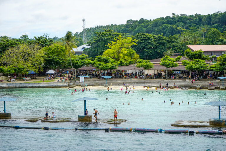 ULTIMATE SAMAL ISLAND DIY TRAVEL GUIDE 2025 (Budget + Itinerary) - The ...