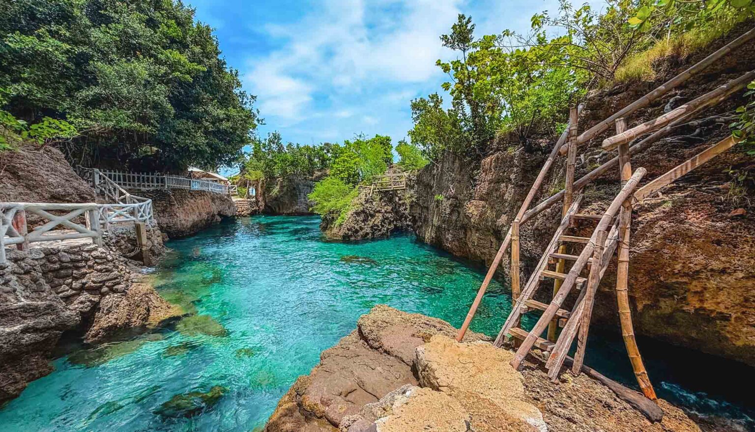 The Ultimate DIY Limasawa Island Travel Guide 2026 - The Queen's Escape