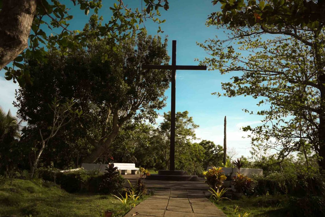 The Ultimate DIY Limasawa Island Travel Guide 2026 - The Queen's Escape